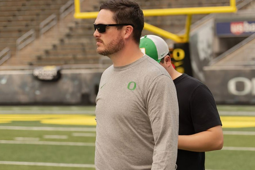 Oregon Head Coach Dan Lanning Named Bear Bryant Coach Of The Week ...